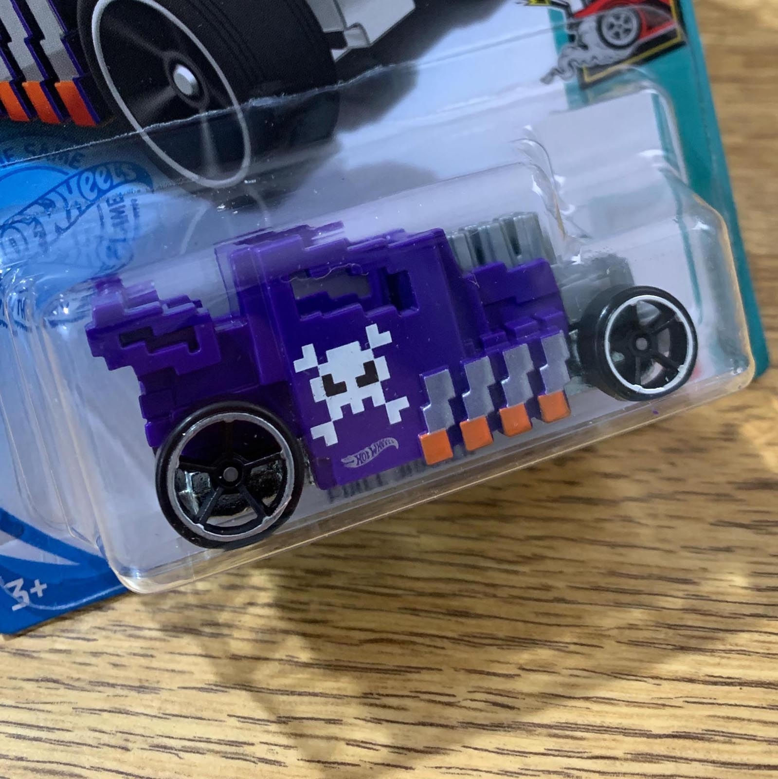 Hot Wheels - Pixel Shaker - GTB89 - Ri Happy