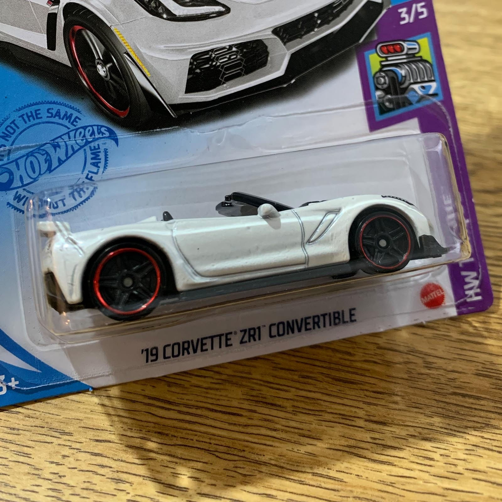 Hot Wheels - '19 Corvette ZR1 Corvetible - GRY03 - Ri Happy
