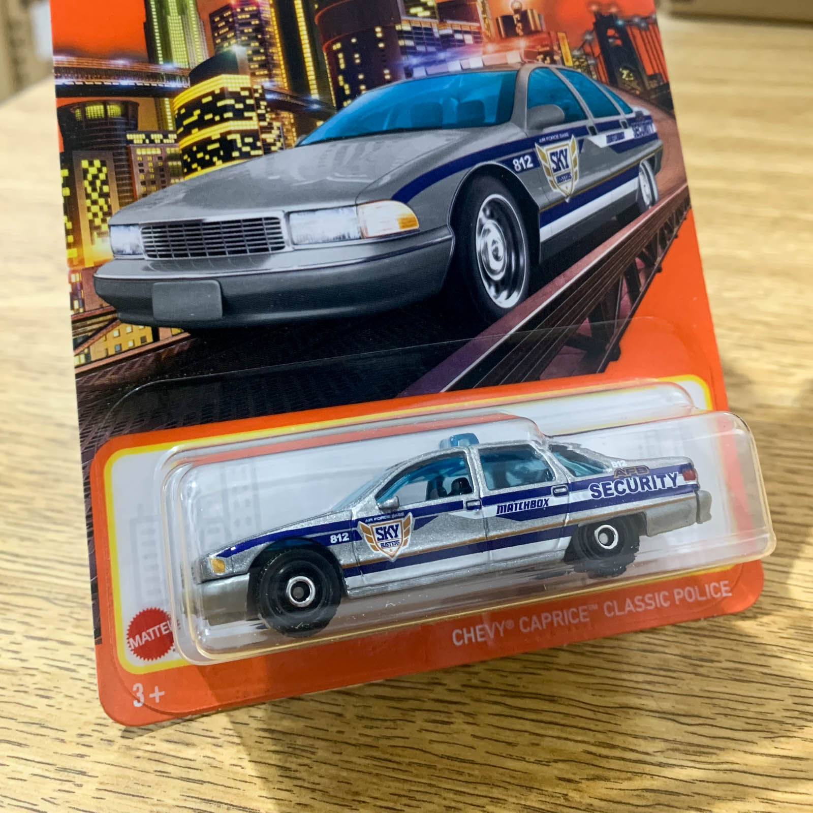 Matchbox - Chevy Caprice Classic Police - HFP41 - Ri Happy
