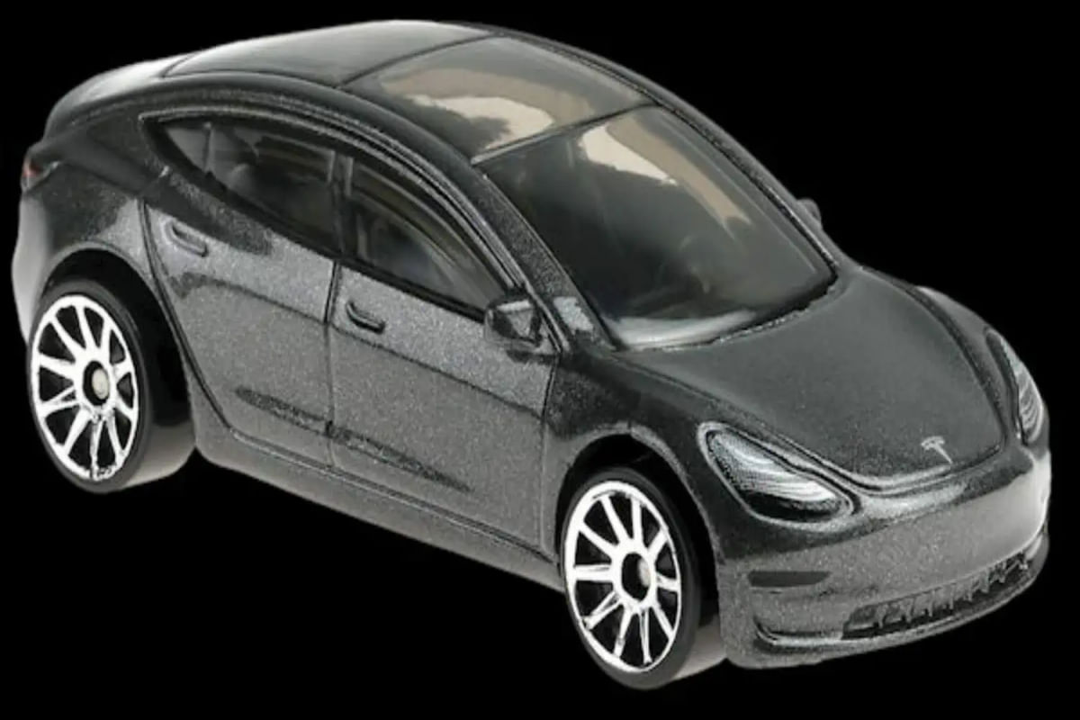 Hot Wheels Factory Fresh - Tesla Model 3